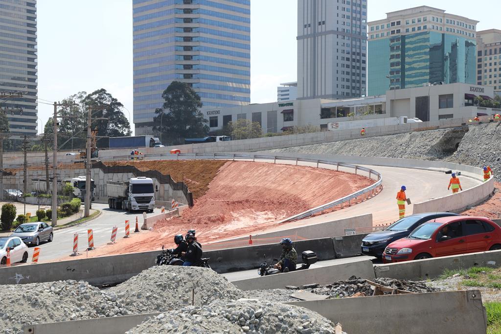 Nova alça de acesso da Castello Branco no km 23 será liberada nesta ...